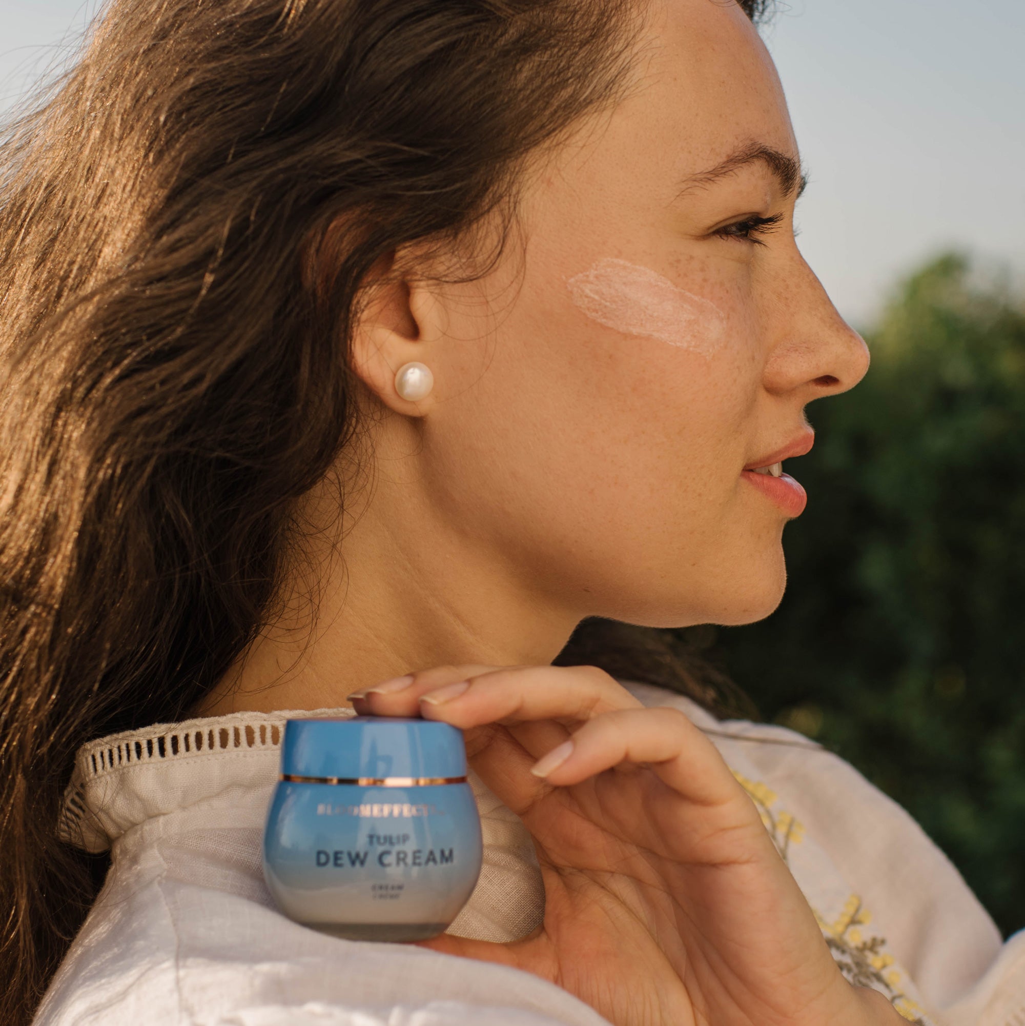 Multivitamin Moisturizer to Hydrate, Smooth and Protect Skin | Tulip ...